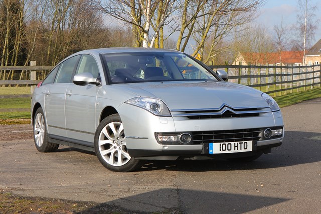 Used Citroën C6 Saloon (2006 - 2012) boot space & practicality