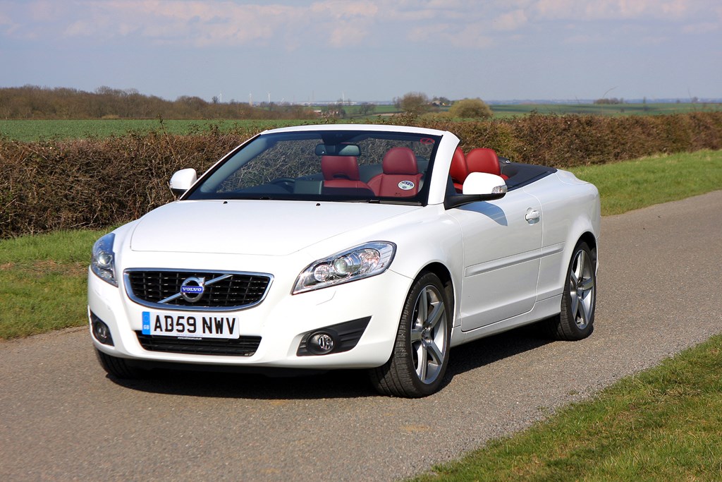 Used Volvo C70 Coupe Cabriolet (2006 - 2013) boot space & practicality