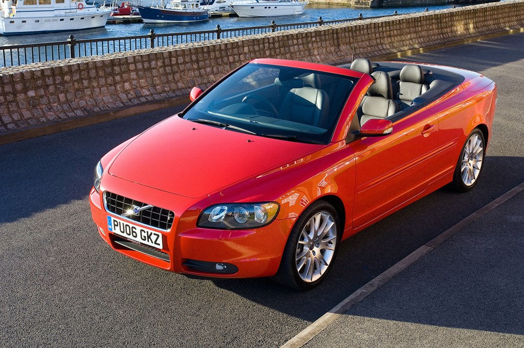 Used Volvo C70 Coupe Cabriolet (2006 - 2013) boot space & practicality