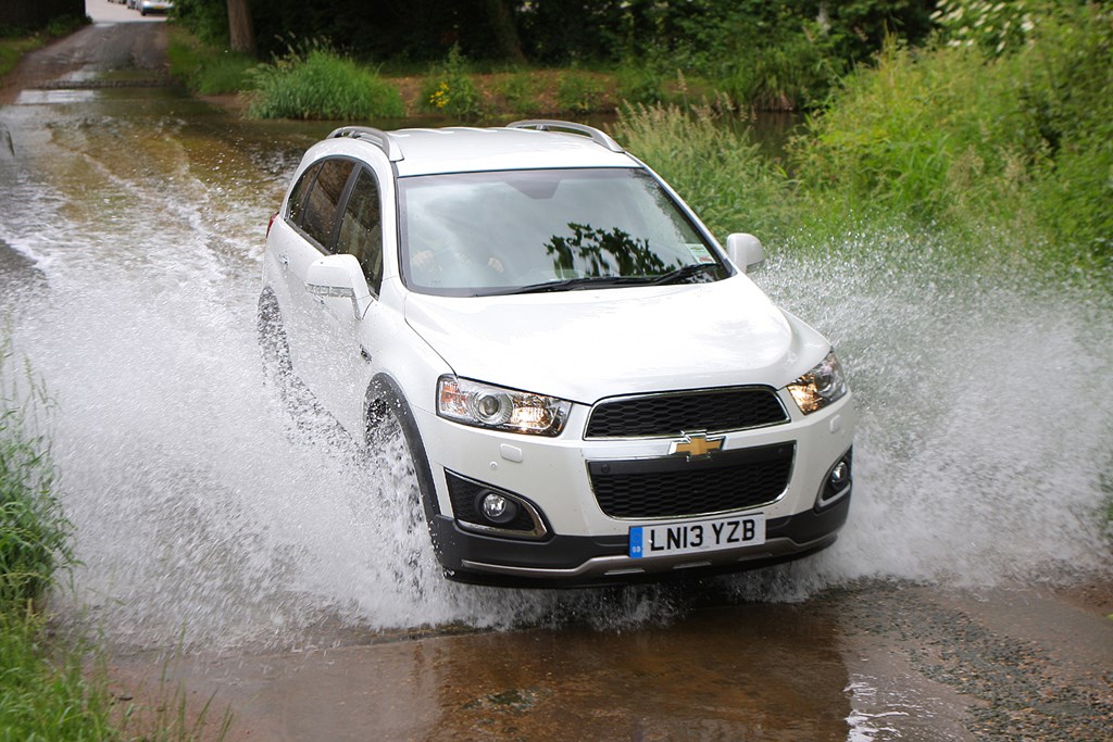 Used Chevrolet Captiva Estate (2007 - 2015) Review