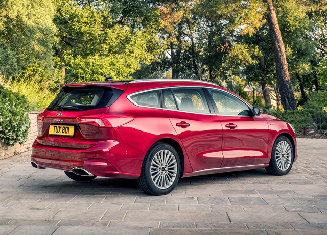 Ford Focus Estate (2025) boot space & practicality