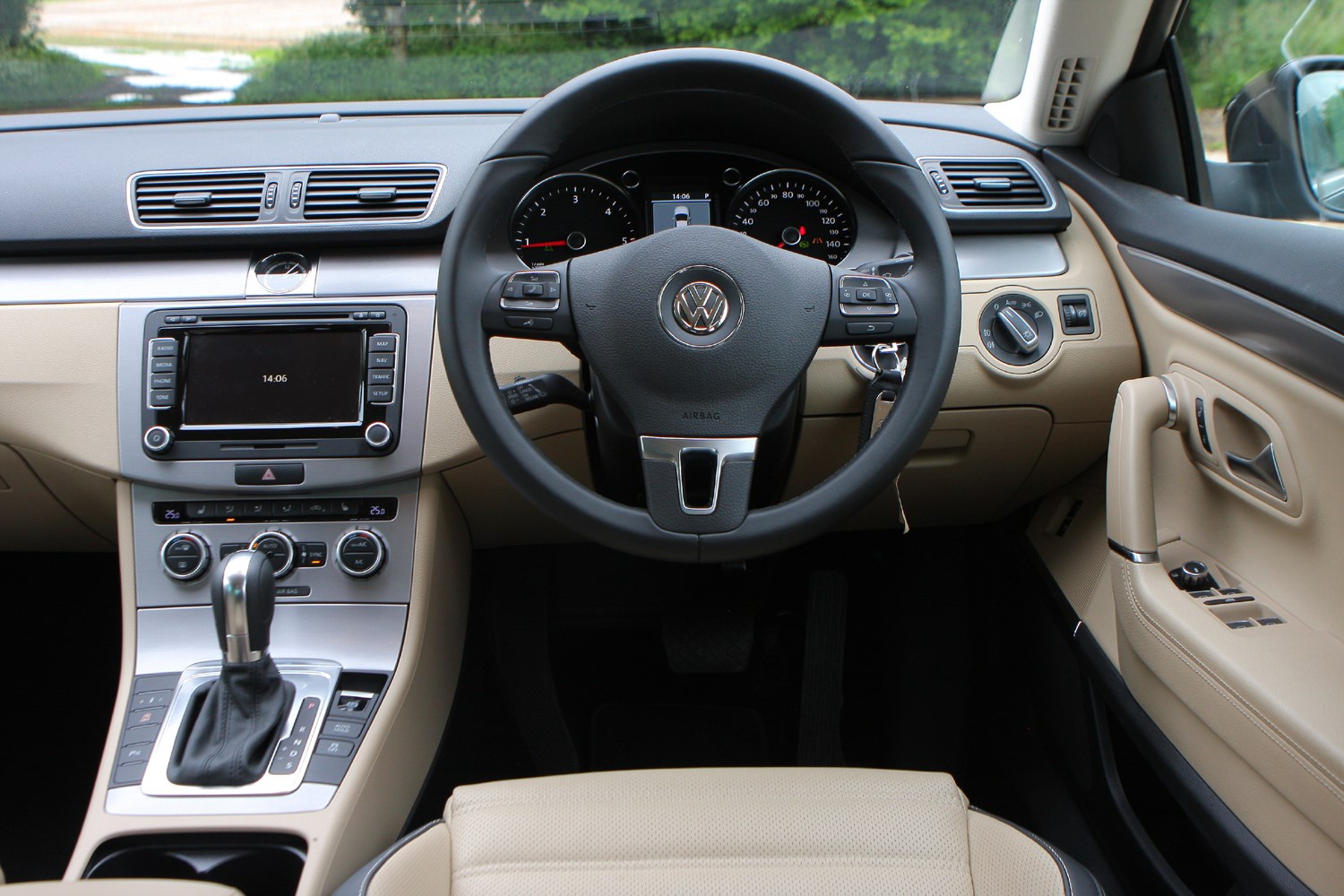 Used Volkswagen CC Saloon (2012 - 2016) interior