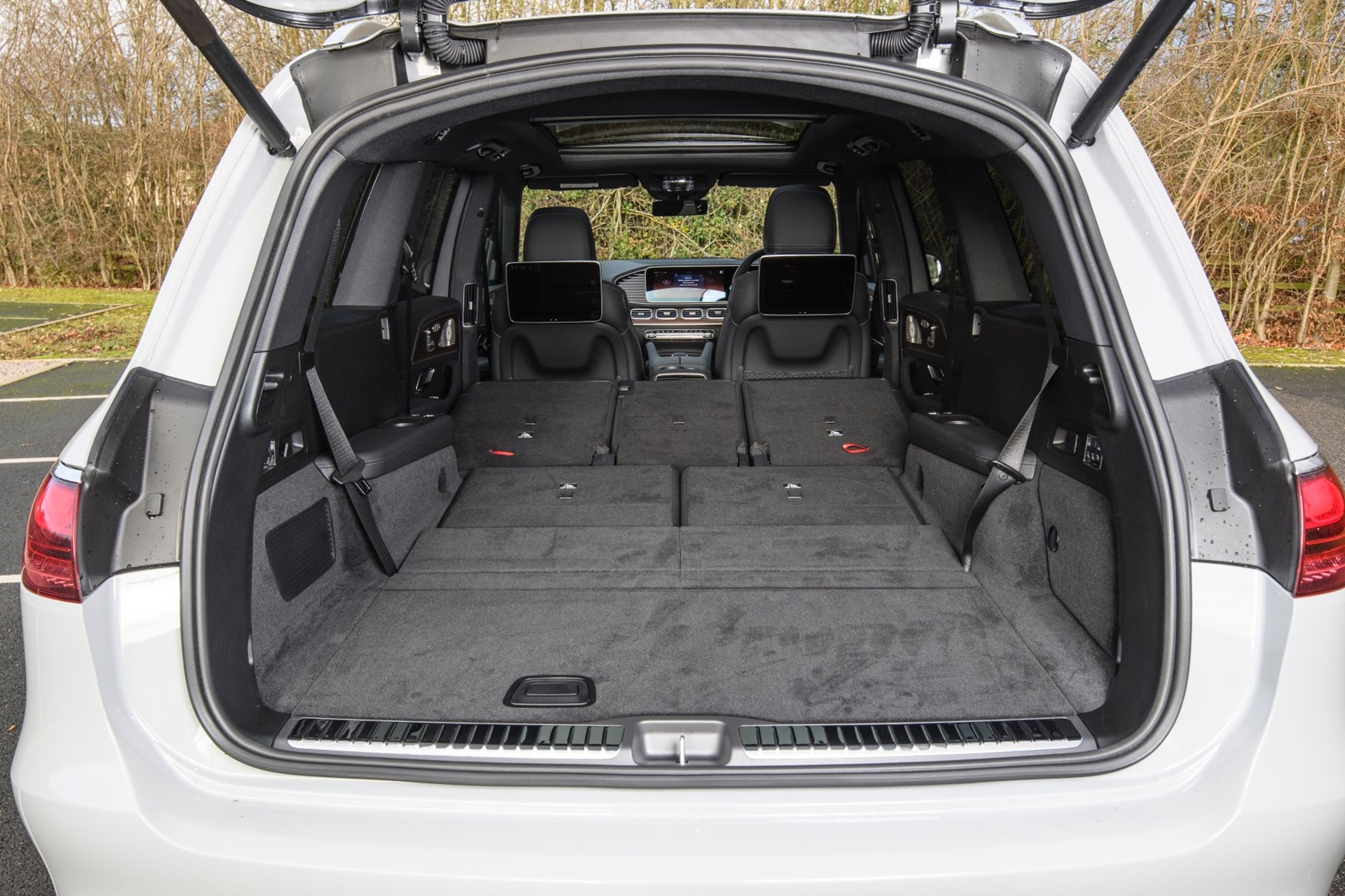 Mercedes-Benz GLS (2025) boot space & practicality