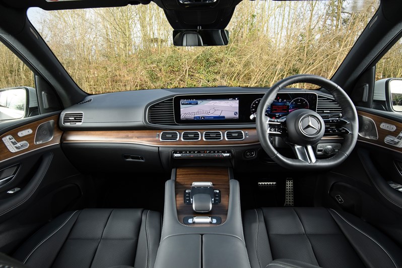 Mercedes-Benz GLS (2026) interior