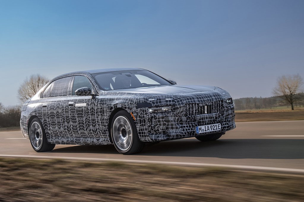 BMW i7 (2025) engines & performance