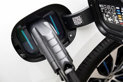 Mercedes-Benz EQE (2023) boot space & practicality