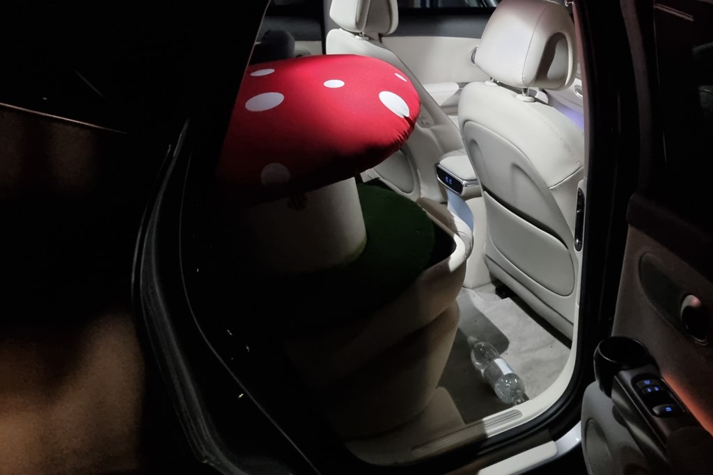 Genesis GV60 (2026) boot space & practicality
