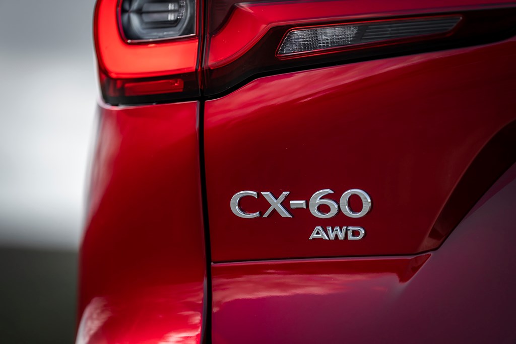 Mazda CX-60 (2025) boot space & practicality