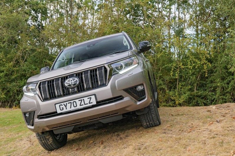 What is 4WD (four-wheel-drive)?