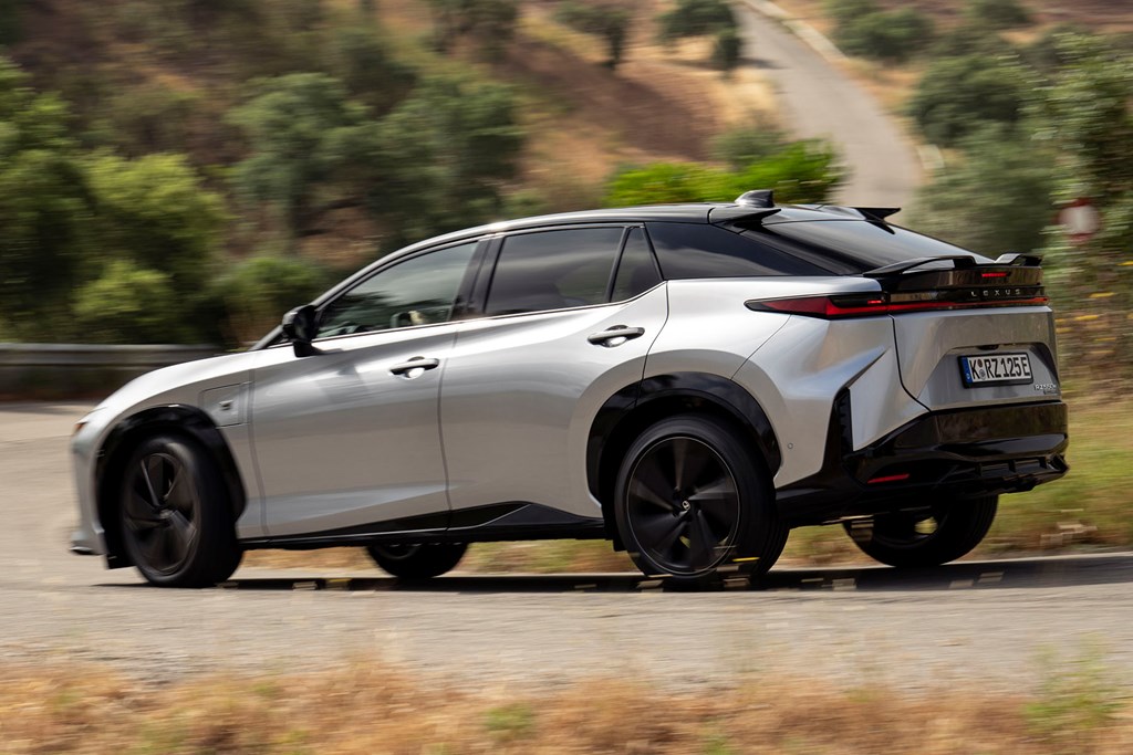 Lexus RZ (2025) boot space & practicality