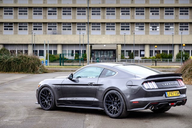 What is a sequential indicator? | Parkers