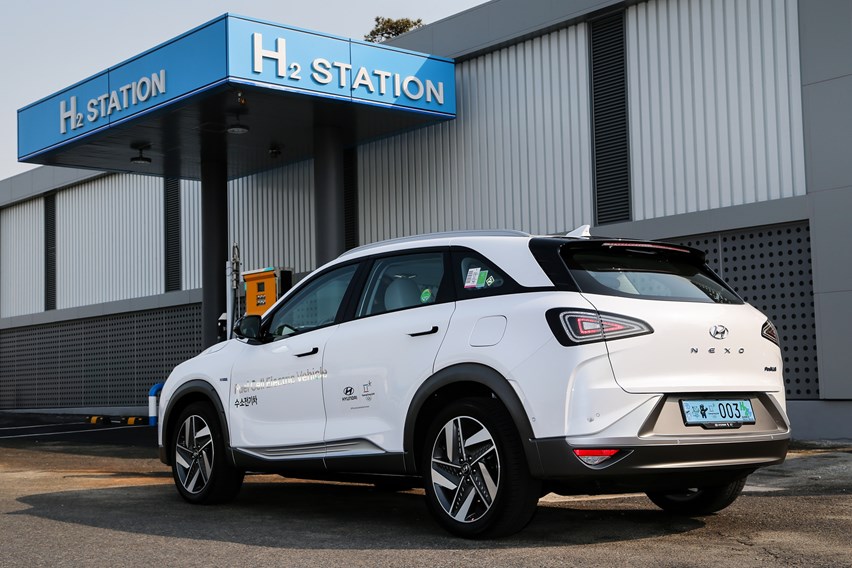 What is a hydrogen car? And how do they work?