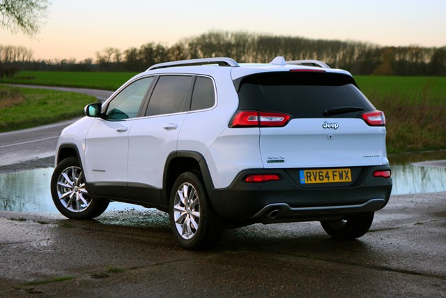 Used Jeep Cherokee 4x4 (2014 - 2019) boot space & practicality