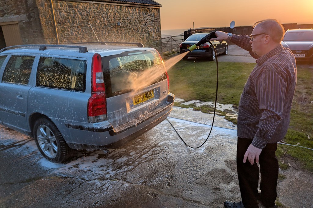 How to clean your car at home: step-by-step guide | Parkers