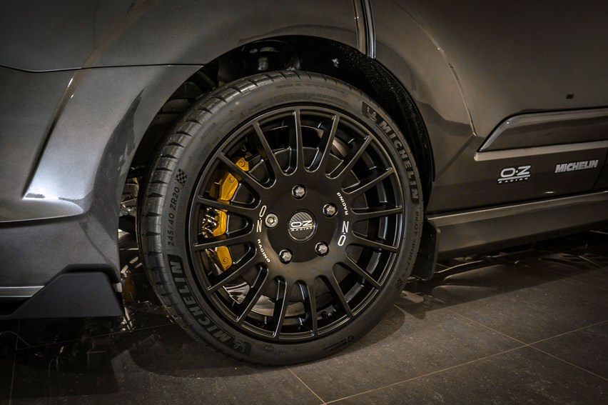 Ford Transit Custom MS-RT R-Spec review – a 208hp van with the handling ...