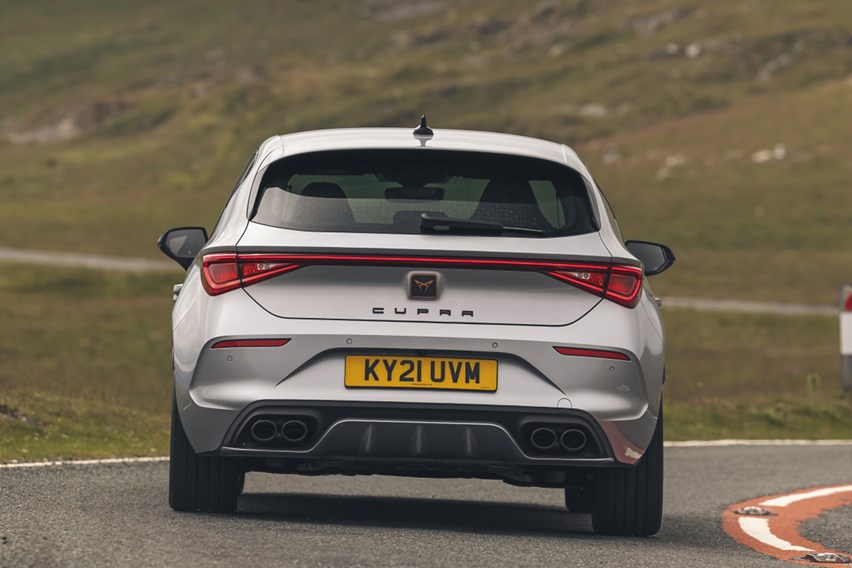 Cupra Leon (2025) boot space & practicality