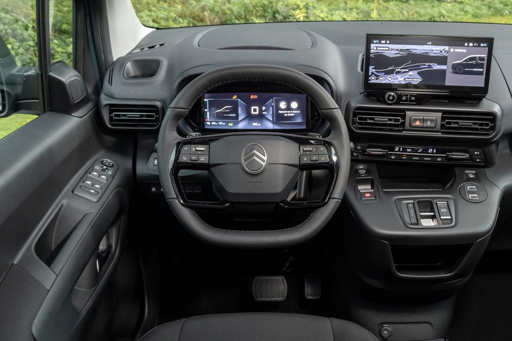 Citroën Berlingo (2026) boot space & practicality