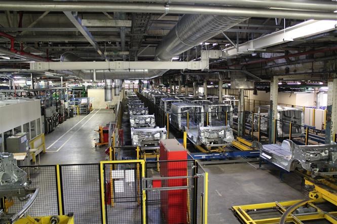 Inside Britain's only remaining van factory