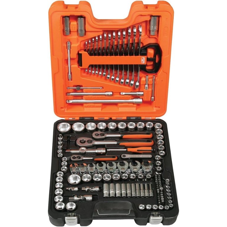 Best car tool kits for roadside and DIY repairs