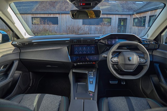 Peugeot 408 (2026) boot space & practicality