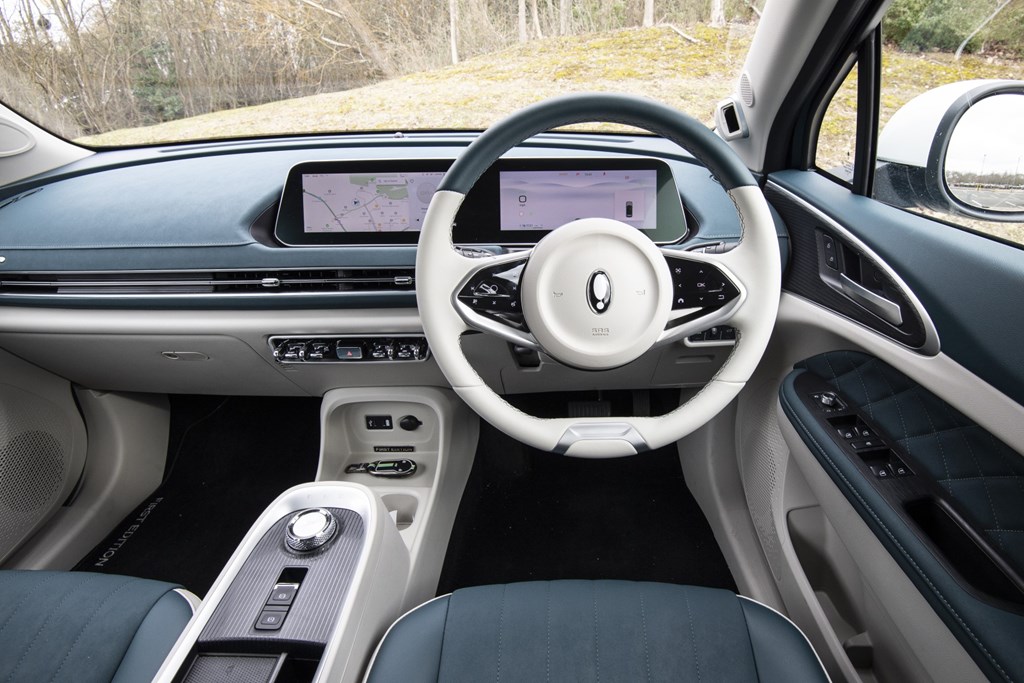 Ora Funky Cat (2022) review