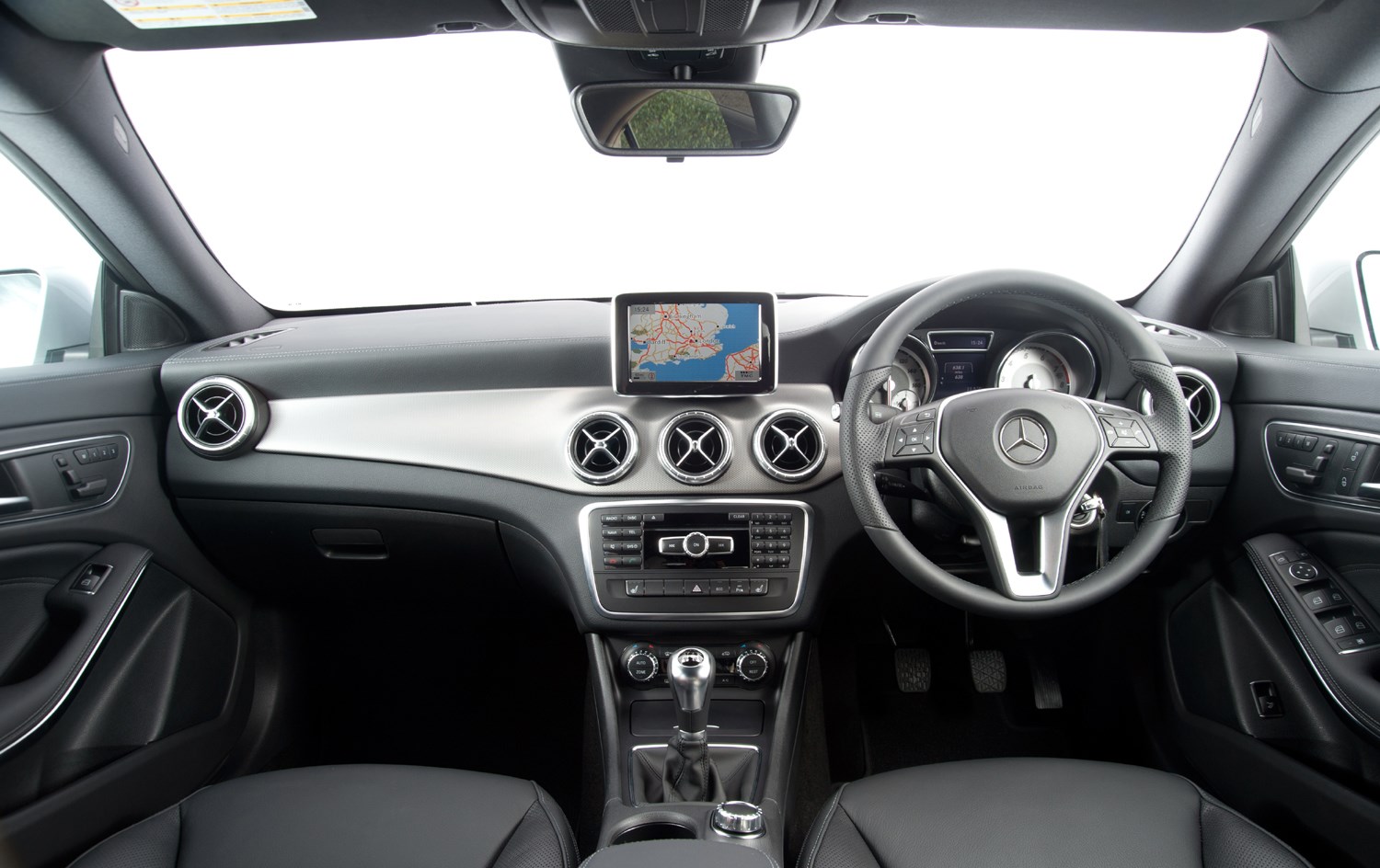 Used Mercedes-Benz CLA-Class Coupe (2013 - 2019) interior