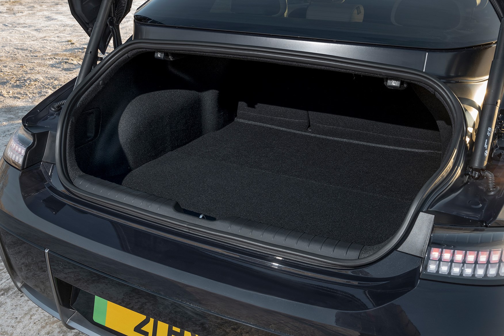 Hyundai Ioniq 6 (2025) boot space & practicality