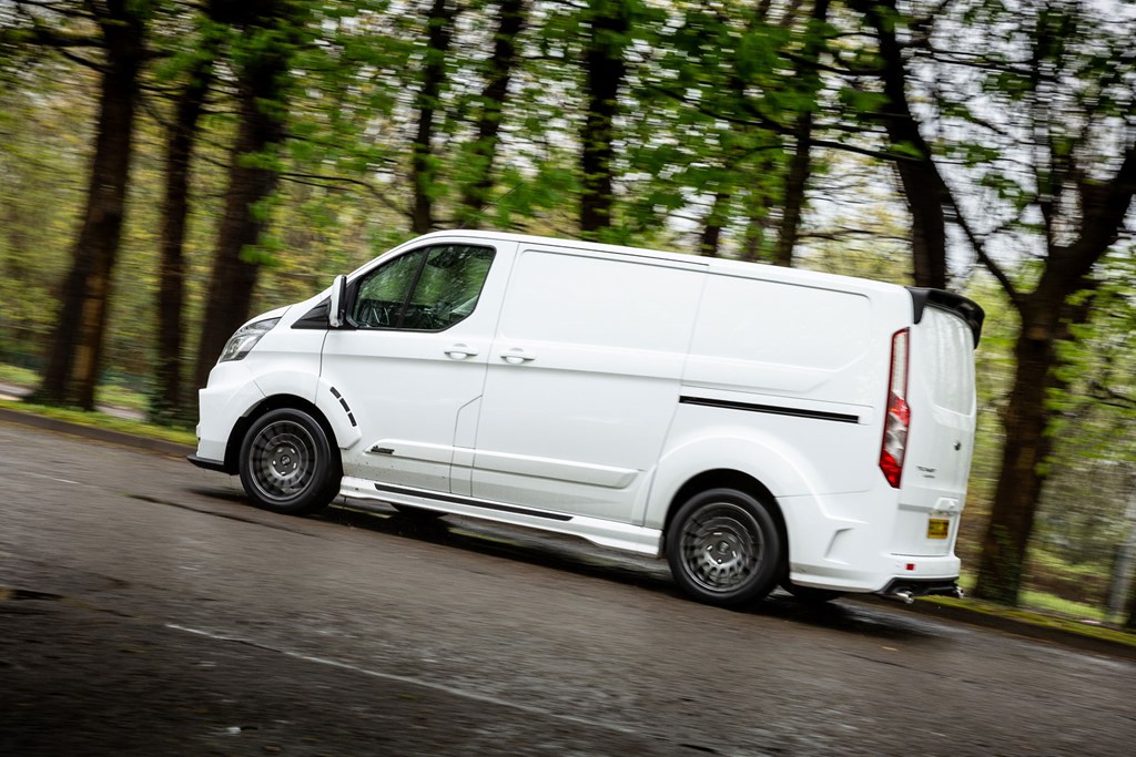 Ford Transit Custom MS-RT 2018 review - £33k lifestyle sport van gets ...