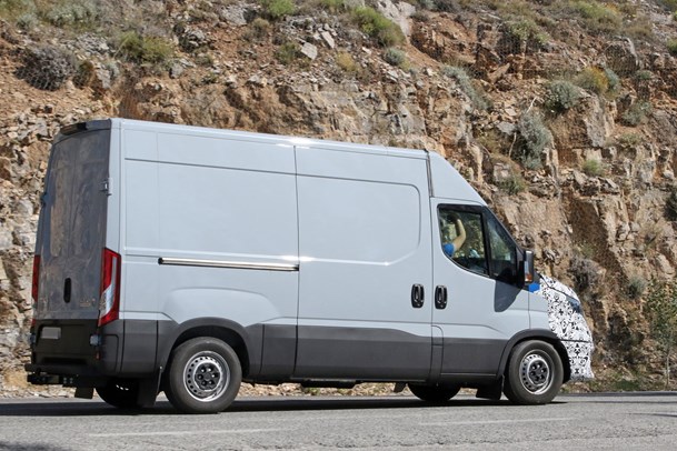 Iveco Daily set to receive facelift – first spy shots reveal updates ...