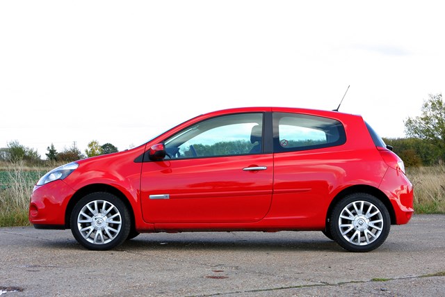 Used Renault Clio Hatchback (2005 - 2012) Review