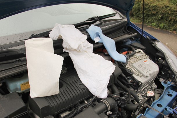 Essential car care: how to check your car's oil