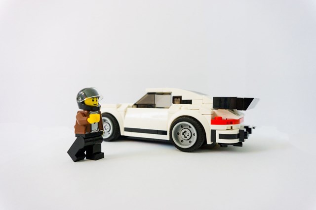 The best LEGO car sets for fans