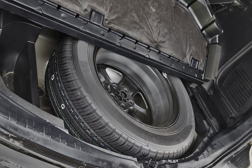 Flat tyre? Here’s how to change a car wheel in minutes