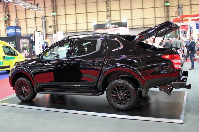 L200 Barbarian Black – the latest special edition pickup from Mitsubishi