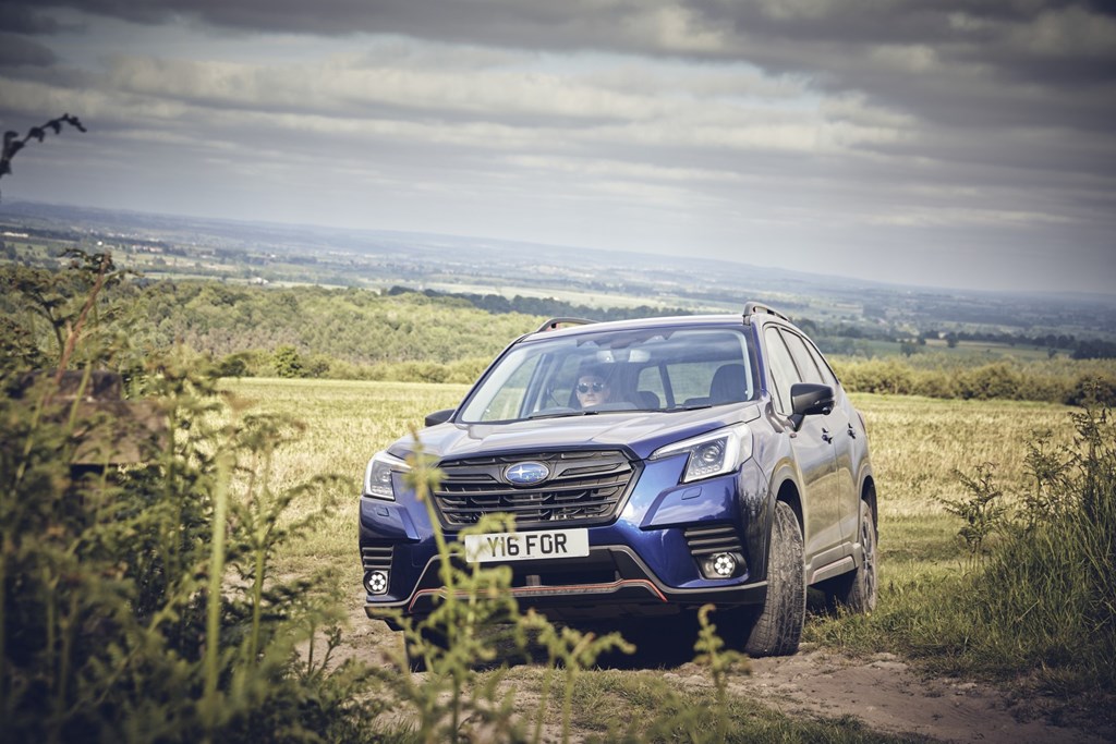 The best cars for snow - these motors will get you through the worst ...