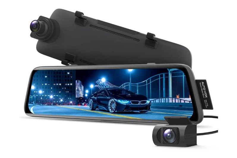 Best mirror dash cams 2025 for safety and visibility