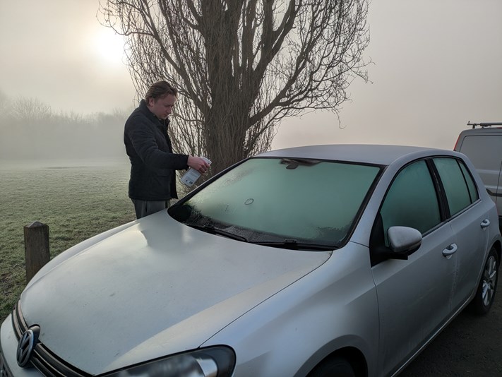 Best de-icer to clear ice quickly and safely