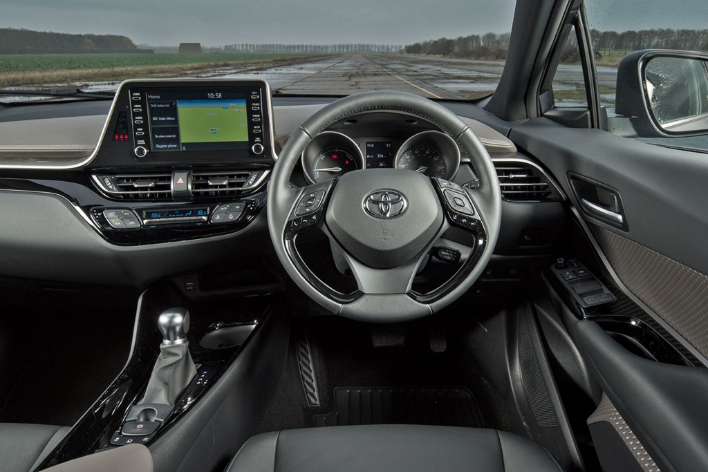 Mazda CX-30 vs Toyota C-HR and Honda HR-V