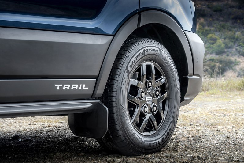 New Ford Transit Trail – tough new spec for hard-working heroes