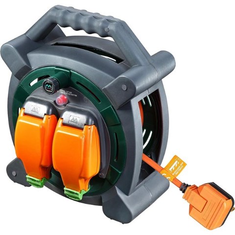 The best waterproof outdoor extension leads for car care