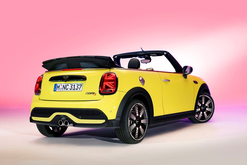 MINI facelift for 2021: first look, spec and prices