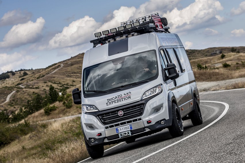 Campervan speed limits: we explain one of the UK's most confusing road ...