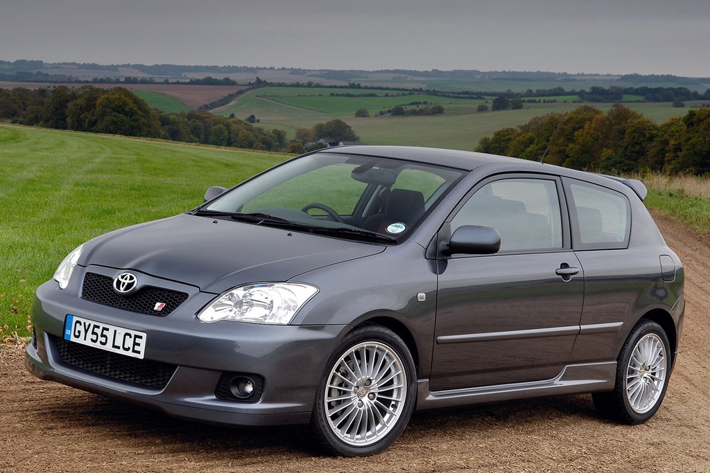 Used Toyota Corolla Hatchback (2002 - 2006) Review