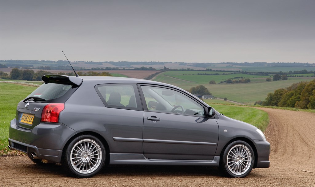 Used Toyota Corolla Hatchback (2002 - 2006) Review