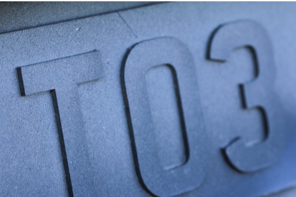 UK Number Plate Law 2025: Legal Rules, Sizes and Fines