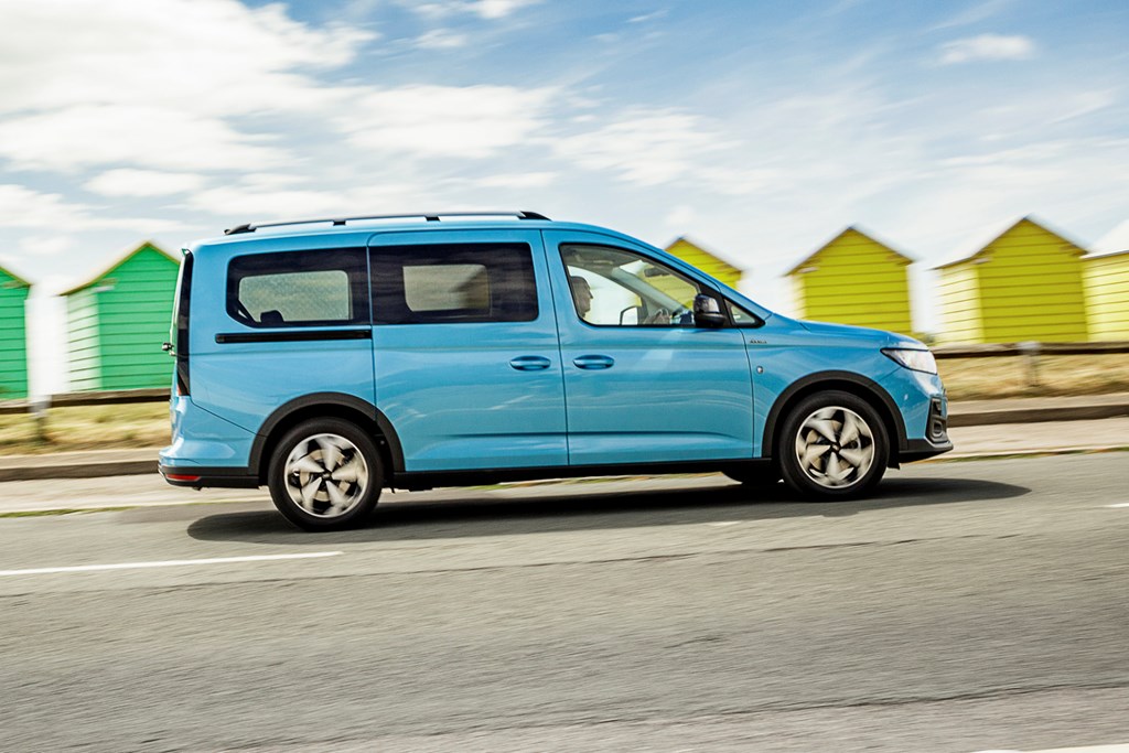 Ford Tourneo Connect (2026) boot space & practicality