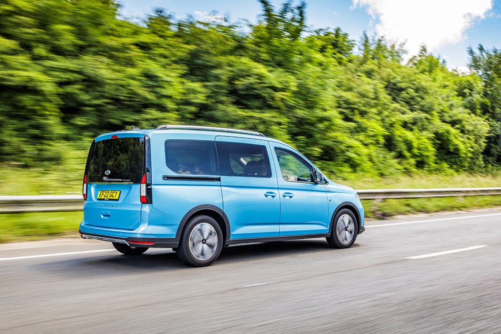 Ford Tourneo Connect (2025) review: A space oddity?