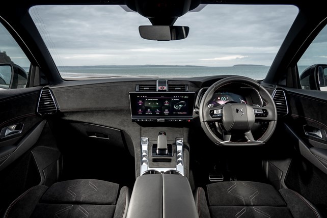 Used DS 7 SUV (2022 - 2025) interior