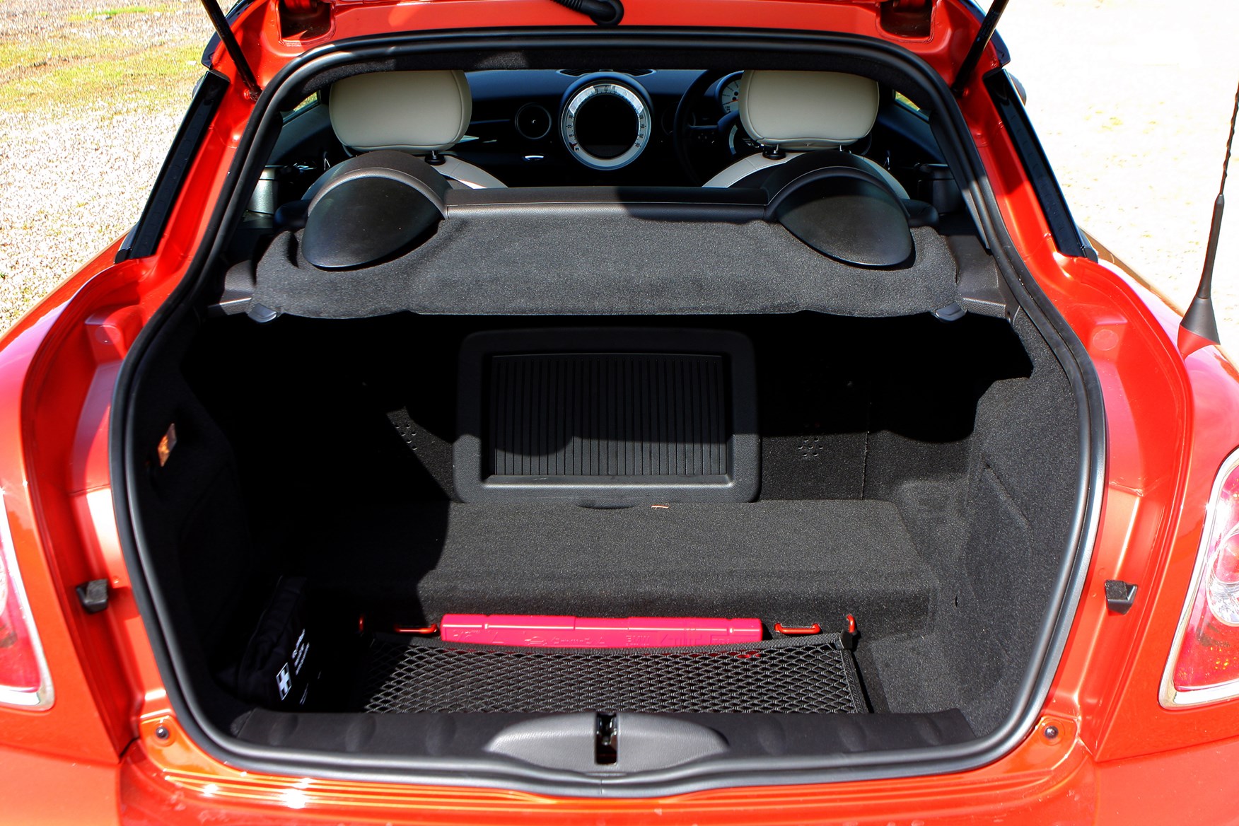 Used MINI Coupe Coupe (2011 - 2015) boot space & practicality