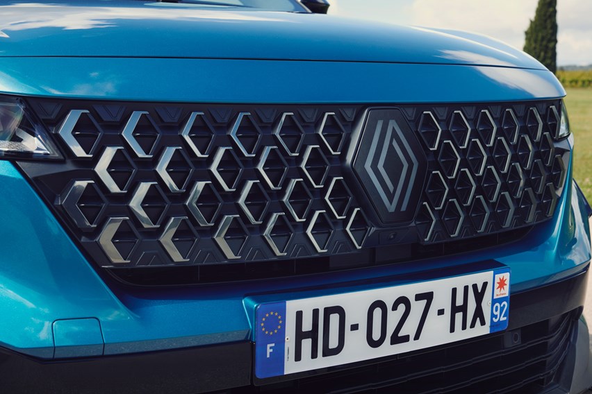 Renault Austral (2025) boot space & practicality